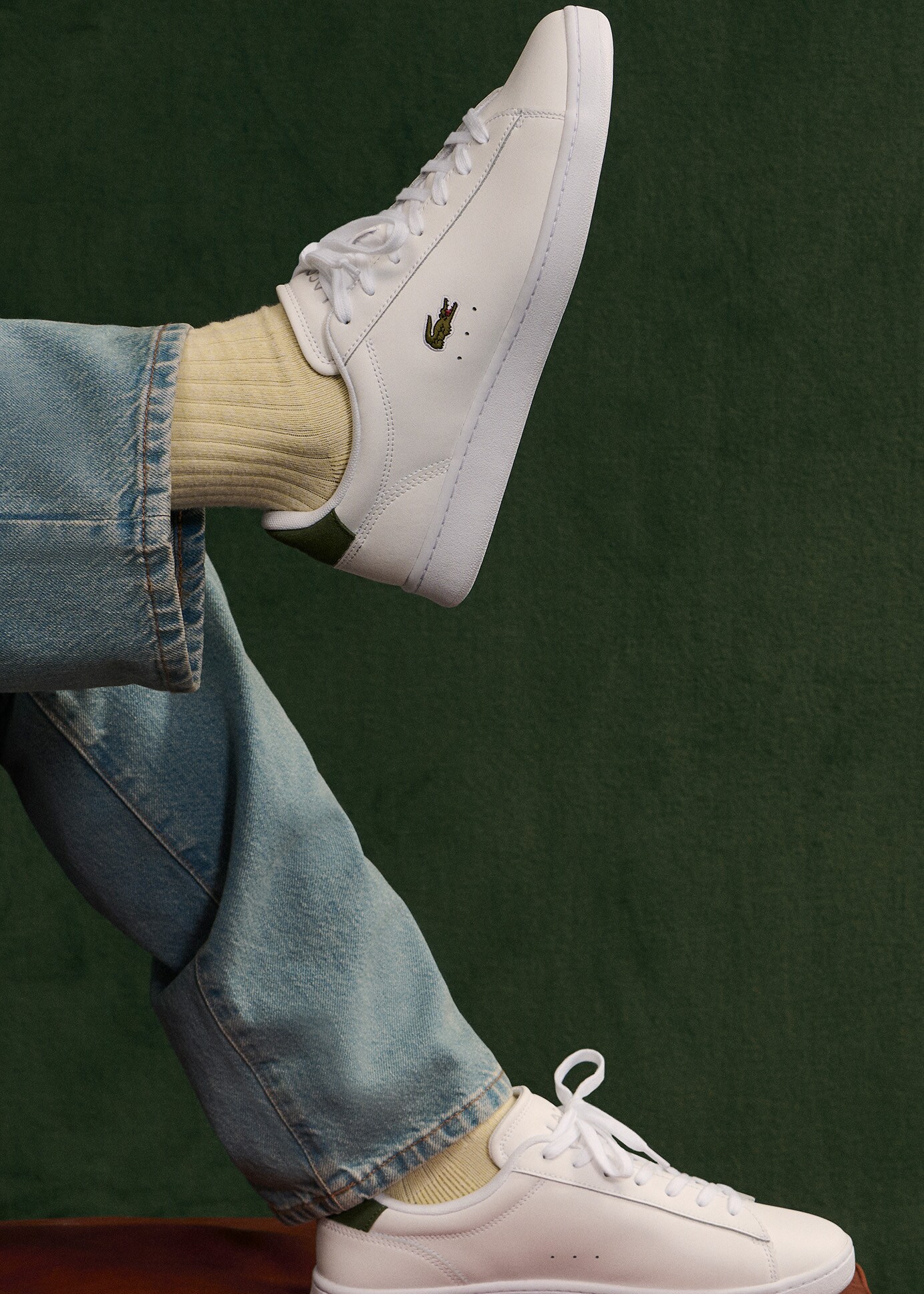 Polo shirts, shoes, leather goods, Kaos polo, sneakers, tas, dompet ...